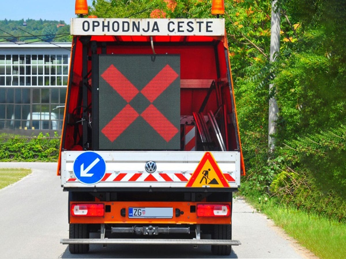 TMA Traffic Signs - Optraffic