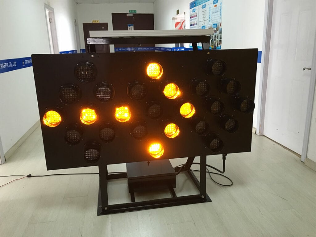 Understanding Arrow Boards with Flash Modes: Operation and Installation Explained - Optraffic