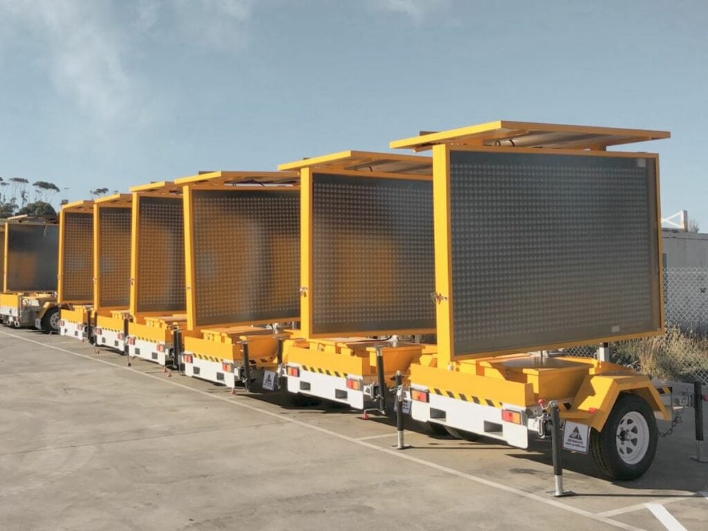 5 Essential Tips for Buying Portable Variable Message Signs - Optraffic