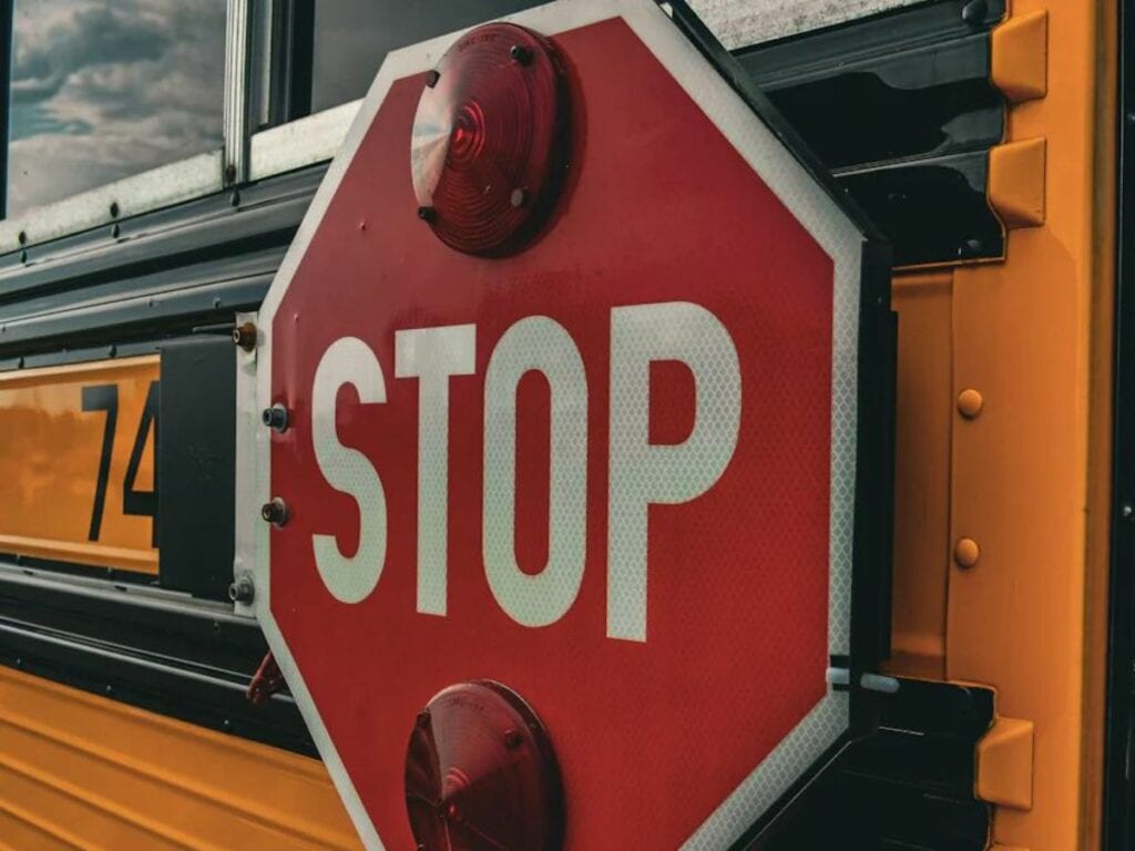 How to Ensure School Bus Safety: Tips for Drivers - Optraffic
