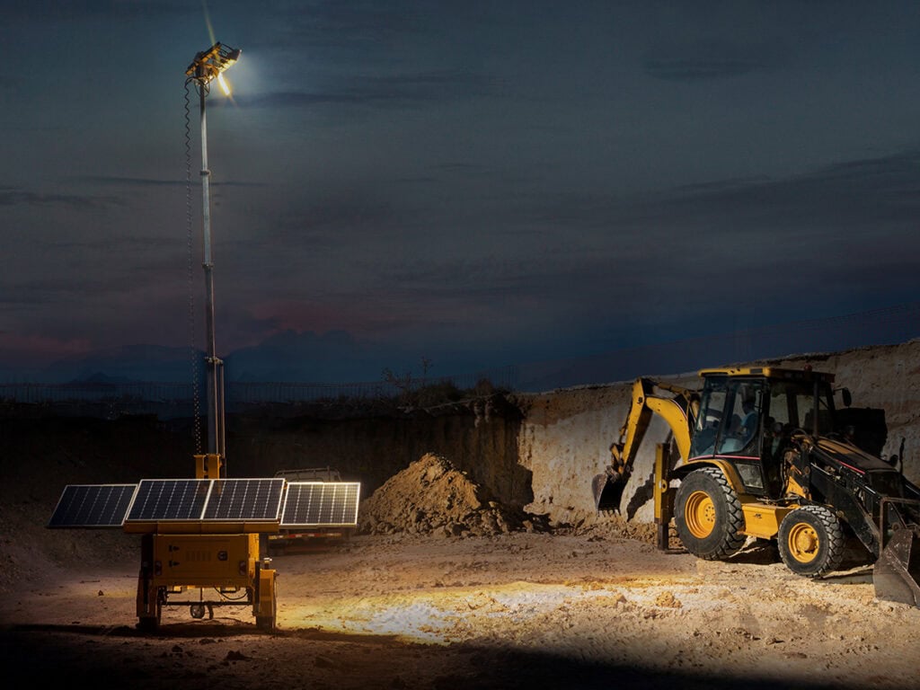 Light Tower with Generator Provides Seamless 360° Lighting