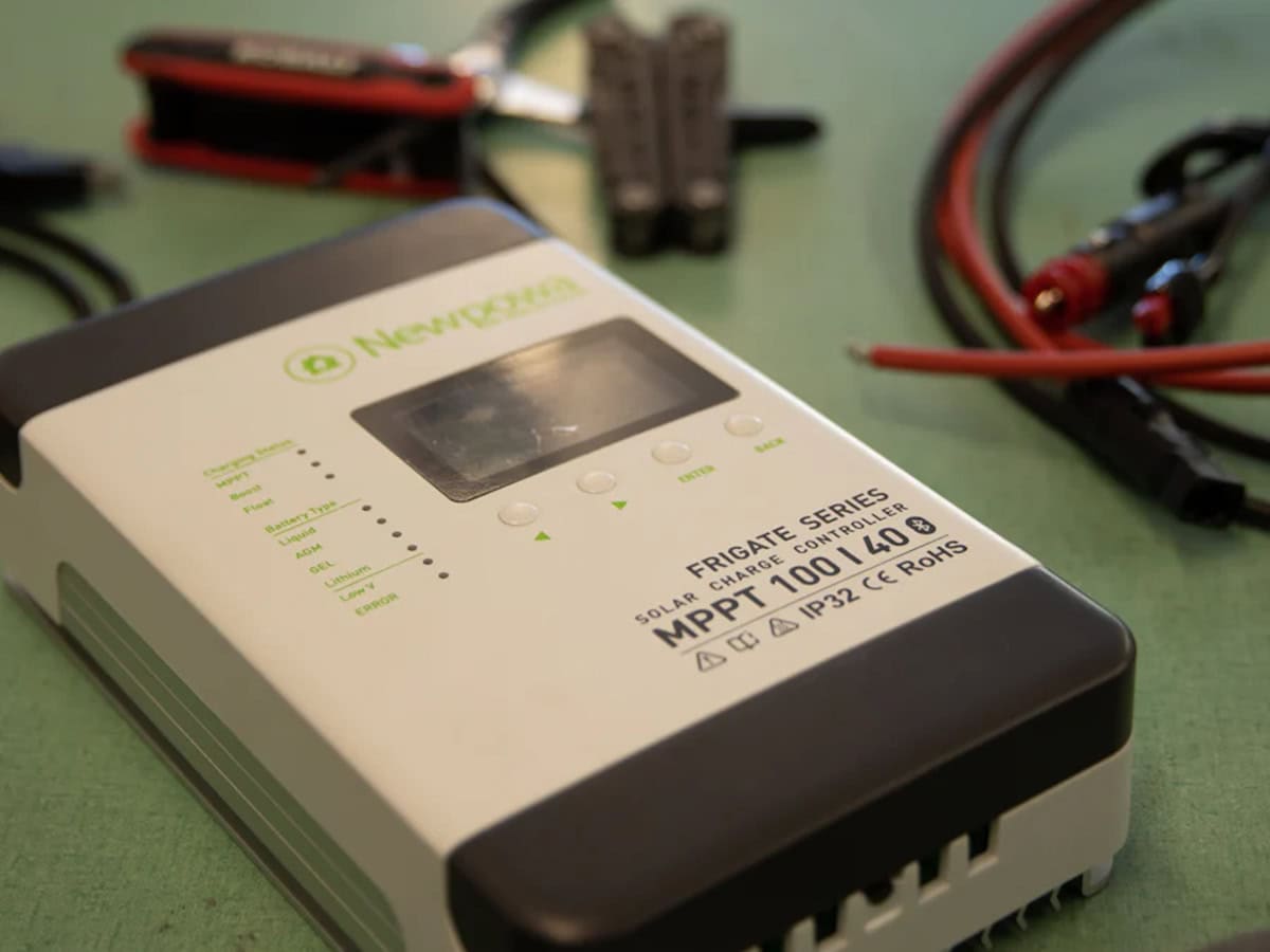 MPPT: What is It and Its Role in Traffic Equipment