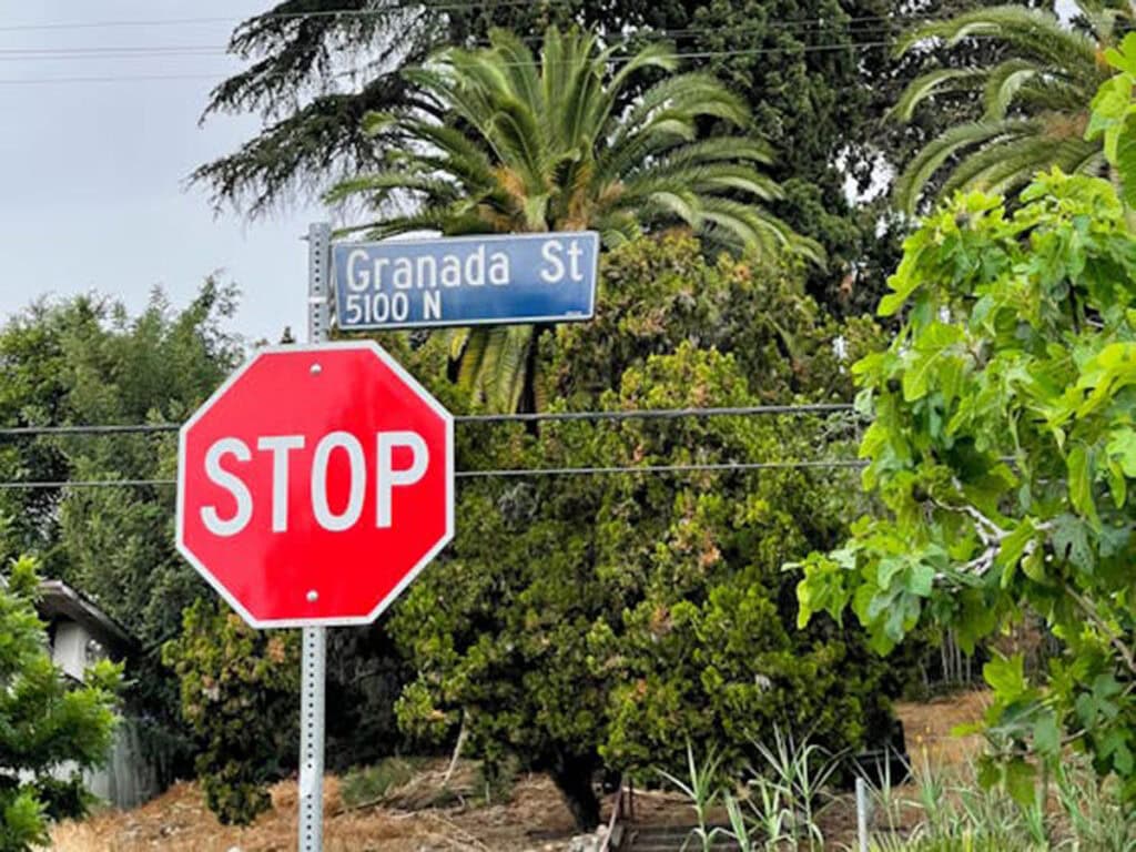 The Various Types of Stop Signs and Their Functions