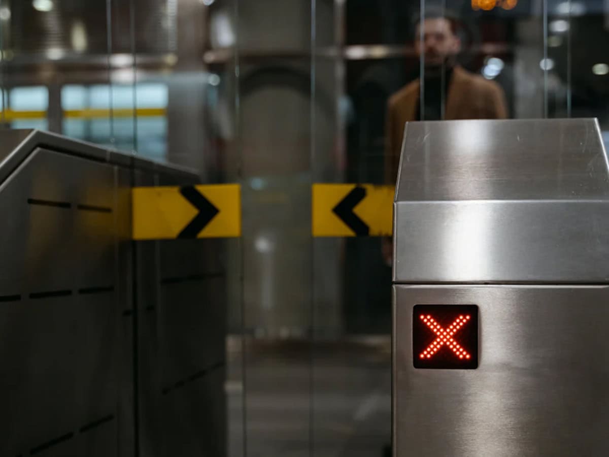 Boom Gate Access Control System for Enhanced Security