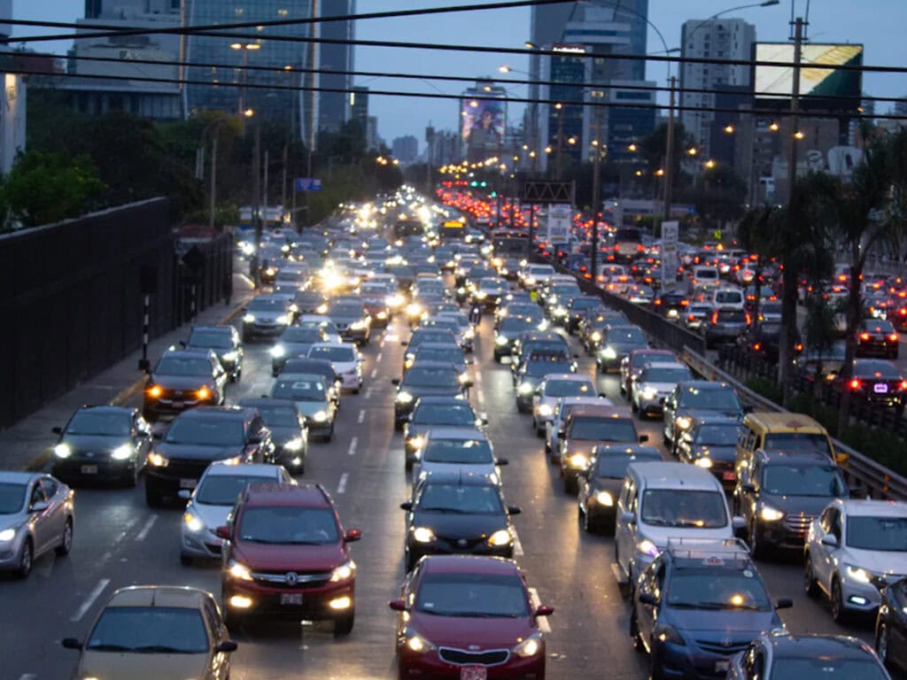 What Are the Most Effective Traffic Jam Solutions?