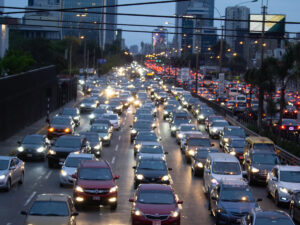 What Are the Most Effective Traffic Jam Solutions?