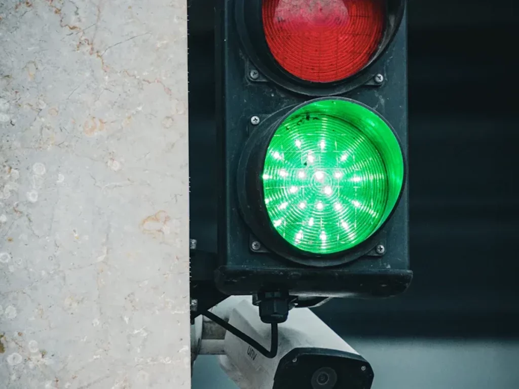 Types of Intelligent Traffic Signal Controllers-Comparison