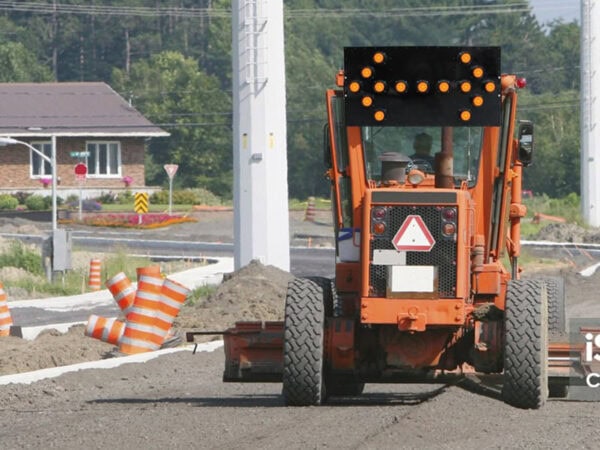 The 2-Second Rule Explained: How to Stay Safe on the Road - Optraffic