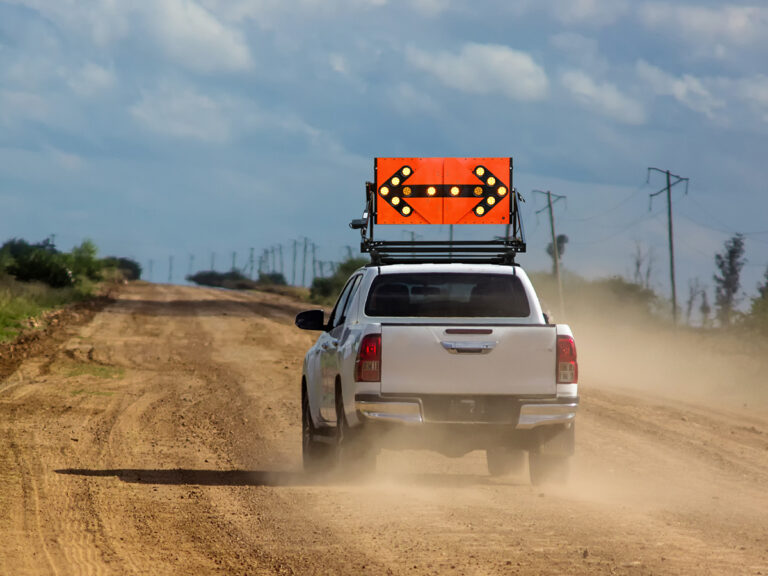 Thermal Stress Testing for Vehicle-Mounted Arrow Boards