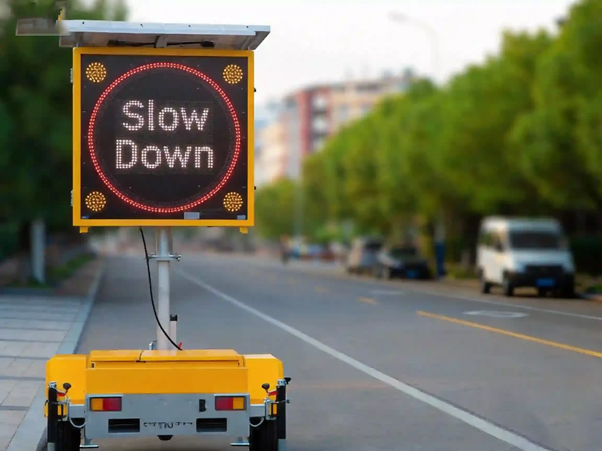 Radar Speed Signs with camera | digital speed limit sign | Optraffic